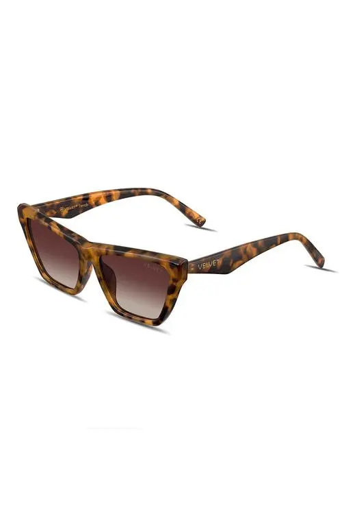 VELVET EYEWEAR Helen Sunglasses - Light Tortoise