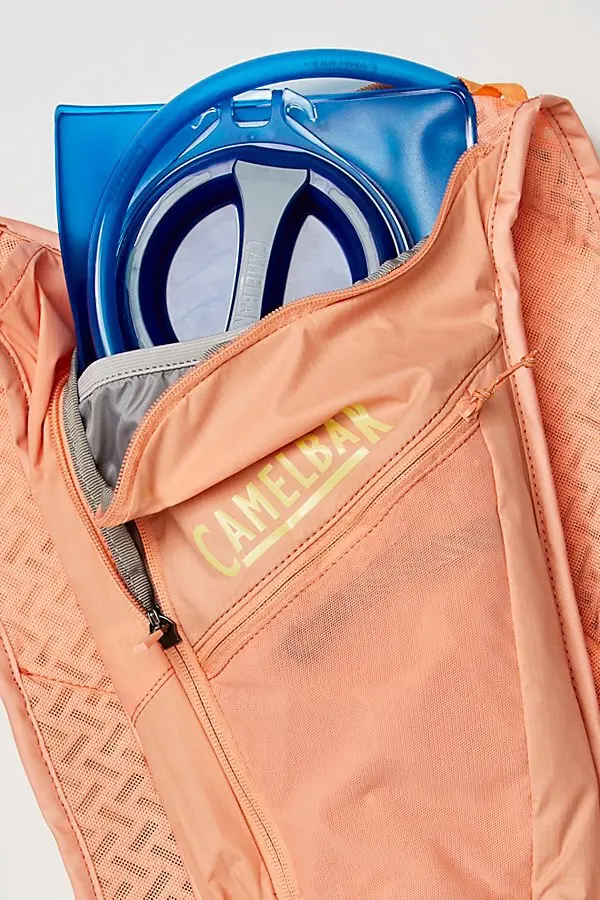 Camelbak Dart Hydration Vest - Peach
