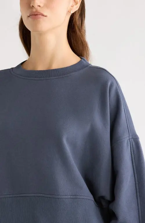 Zella Relaxed Fit Fleece Sweatshirt - Navy Armada