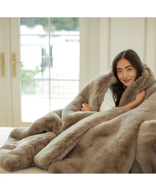 Cozy Earth Cuddle Blanket, Queen - Walnut