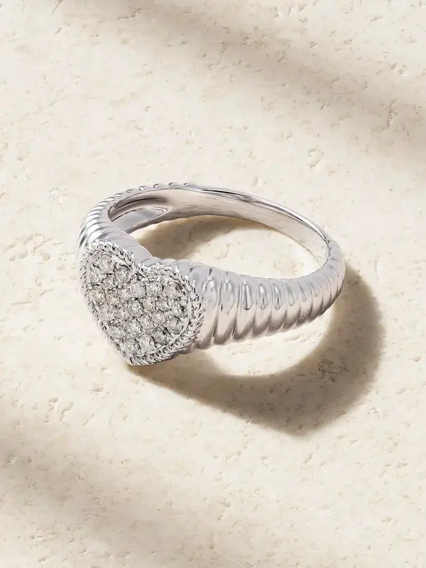 Yvonne Léon 9-karat White Gold Diamond Heart Signet Ring - Silver