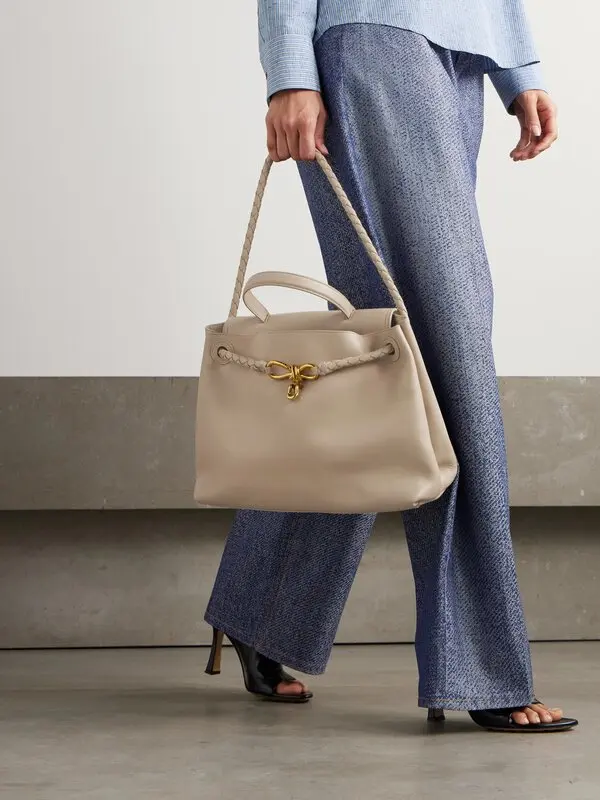 Bottega Veneta Ciao Ciao Medium Intrecciato Leather Tote - Neutrals