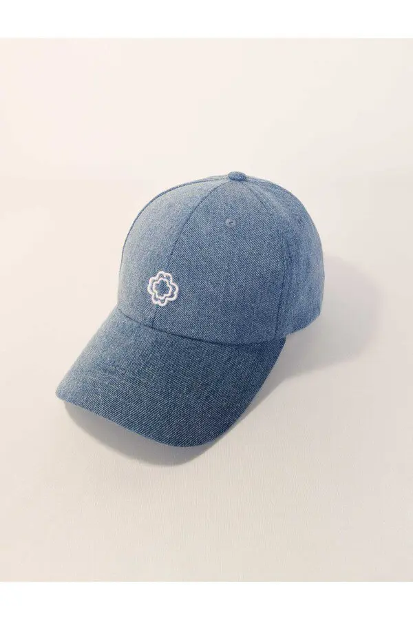 Maje Denim Cap With Clover Embroidery