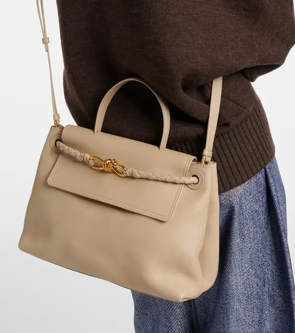 Bottega Veneta Ciao Ciao Knot Medium Leather Tote - Beige