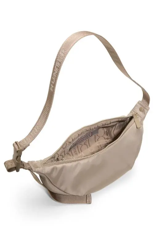 Hunter Essential Crossbody Bag