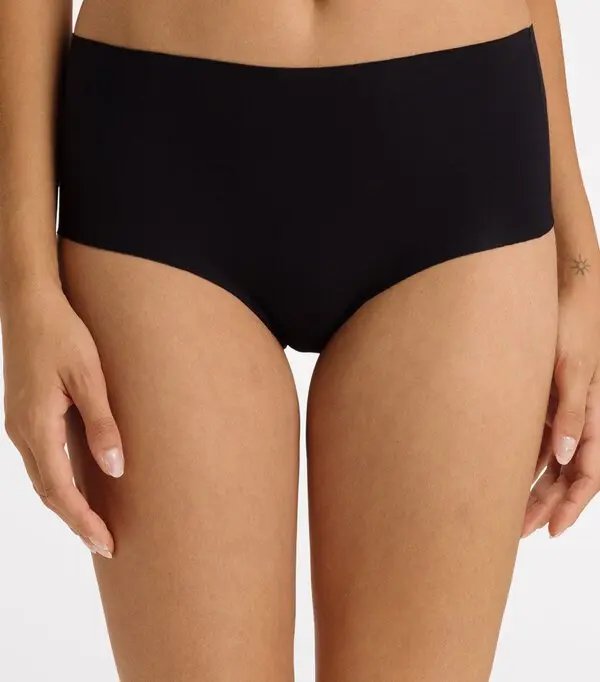 Hanro Invisible Cotton Maxi Briefs - Black