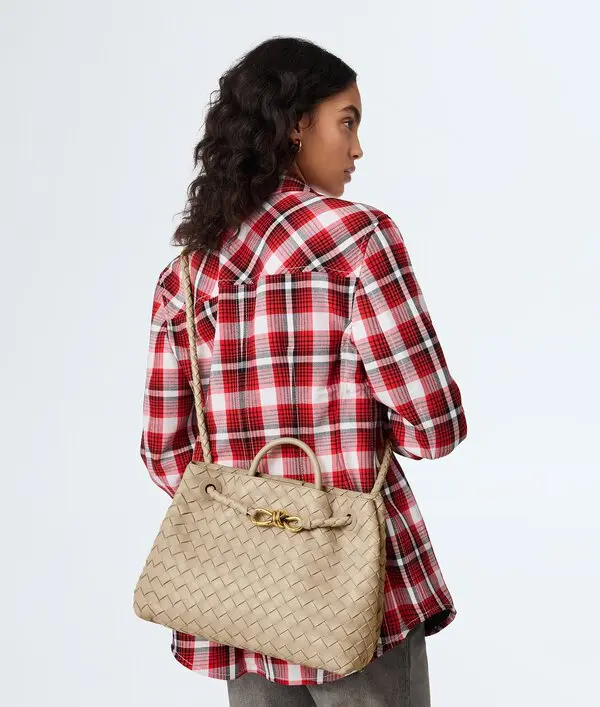 Bottega Veneta Intrecciato Leather Andiamo Top Handle Bag - Ecru
