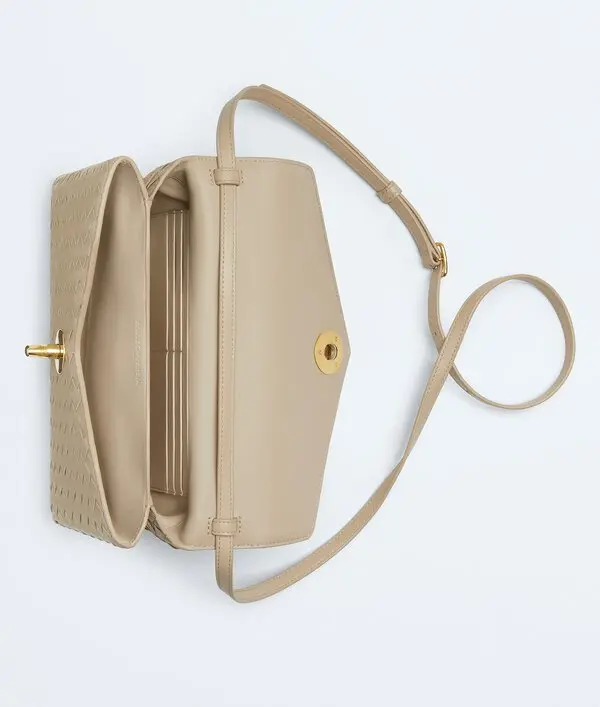 Bottega Veneta Knot Lock - Ecru