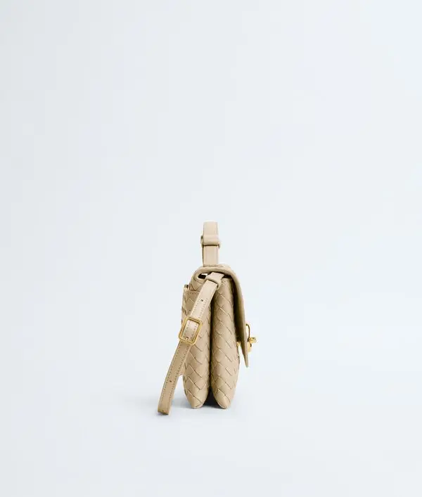 Bottega Veneta Knot Lock - Ecru