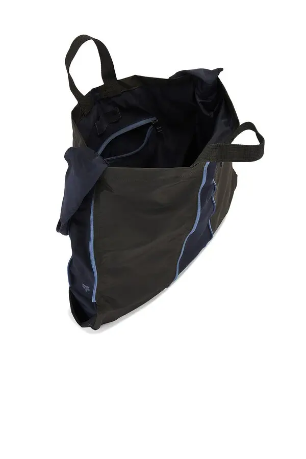 Kiko Kostadinov X Fox Racing Top Handle Bag In Charcoal - Dark 
