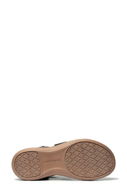 Minnetonka Brida Sandal - Beige