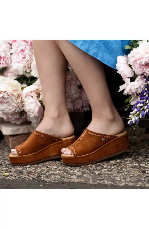 Minnetonka Paislee Wedge Sandal