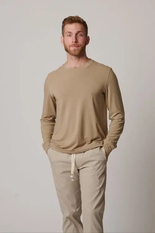 LEISURE LAB Long Sleeve Everyday T-shirt - Dune