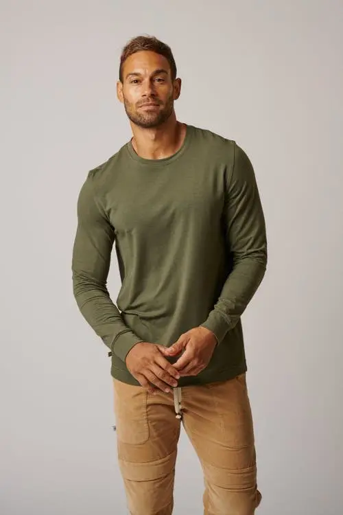 LEISURE LAB Long Sleeve Everyday T-shirt - Pine