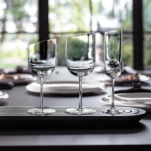 VILLEROY & BOCH Newmoon White Wine Set Of 4 - Clear