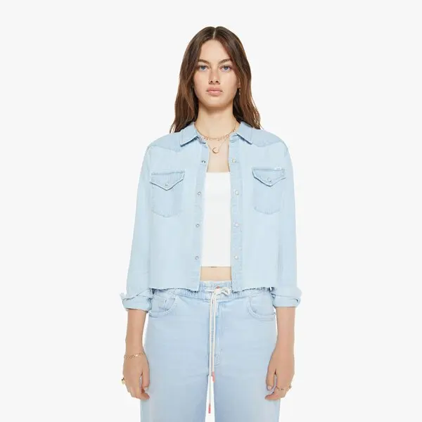 MOTHER The Super Ex's Crop Step Fray Shirt - Light Blue