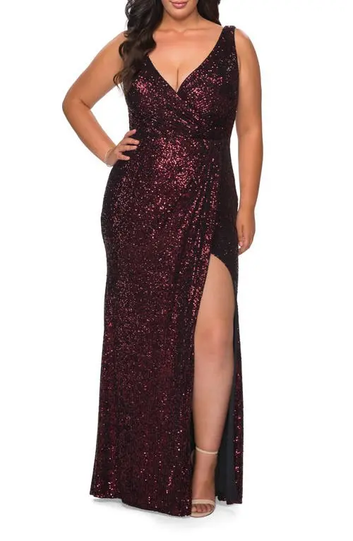 LABOMME Sequin Gown With V-neck And Slit - Wine