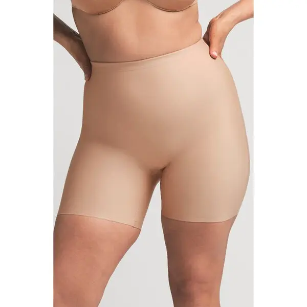 SKIMS Butt Enhancing Padded Shorts - Clay