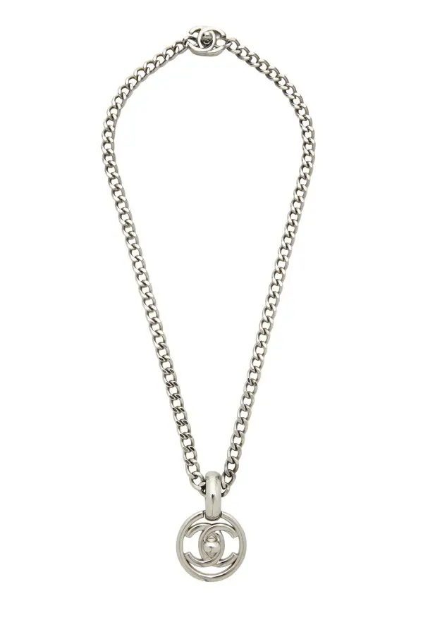 Chanel Cc' Turnlock Necklace