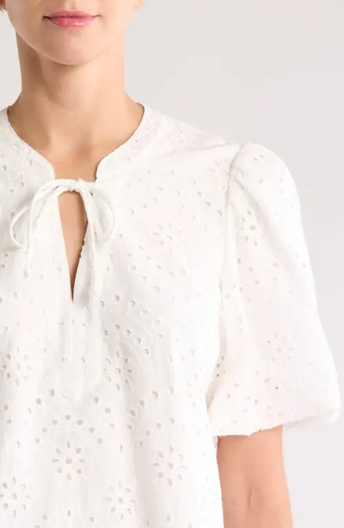 GIBSONLOOK Eyelet Bubble Sleeve Top
