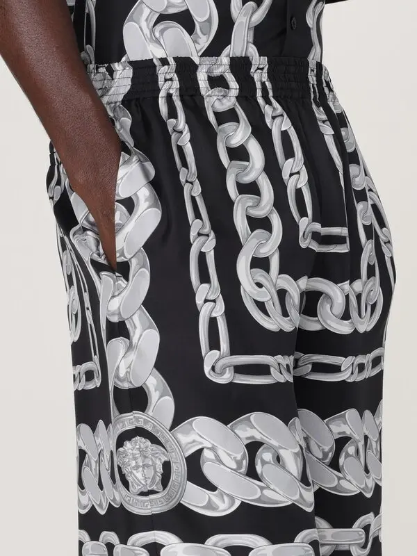 Versace Printed Chain Motif Relaxed Fit Shorts - Black