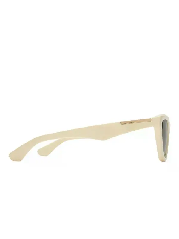 Burberry Cat-eye Sunglasses