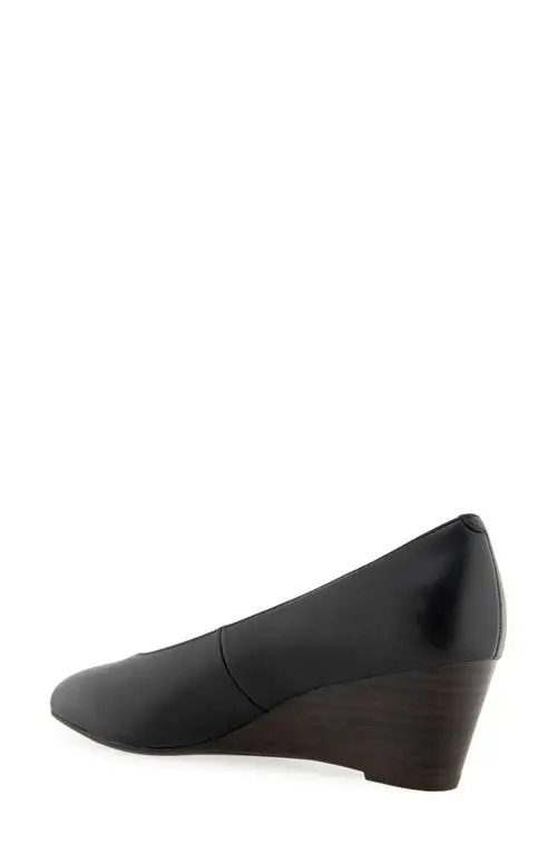 Aerosoles Caruzo Leather Wedge Pump - Black Leather