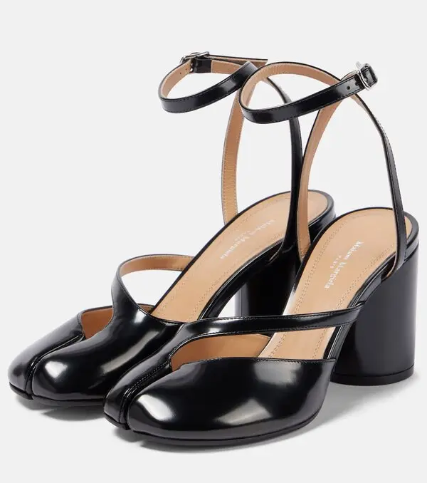 MAISON MARGIELA Tabi Leather Pumps With Ankle Strap - Black