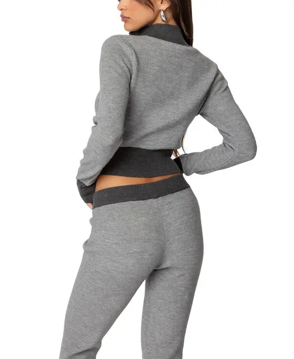 EDIKTED Lei Contrast Half Zip Knit Top