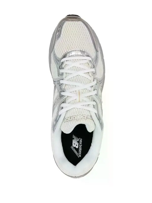 NEW BALANCE 860v2 Sneakers - White