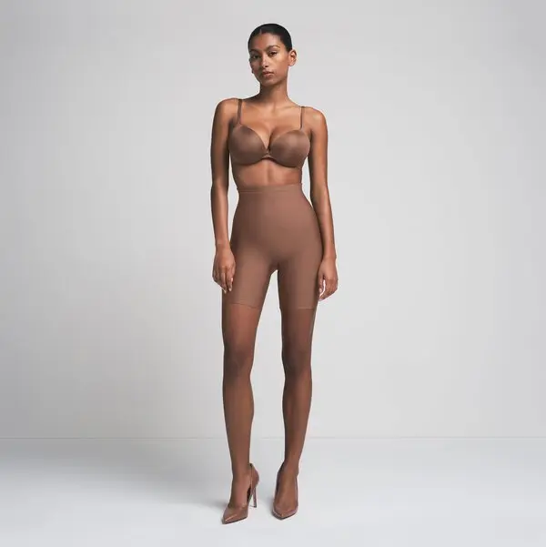 SKIMS Core Sculpt Mid Rise Short | Light Neutral | | Body - Jasper