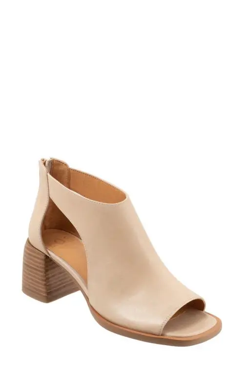 Eos Isolde Block Heel Sandal - Beige