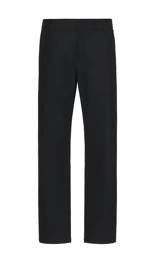 Nike Chino Regular Pant In Black