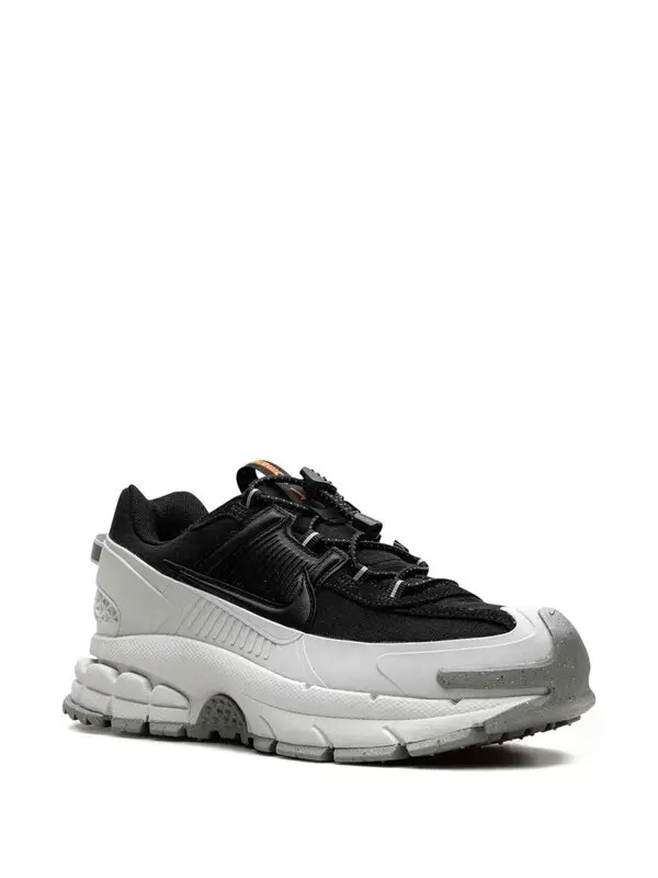 Nike Zoom Vomero 5 Roam Sneakers - Black