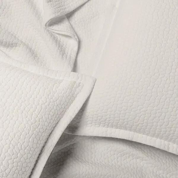 HUDSON PARK COLLECTION Signature Pebbled Matelasse King Sham, Pair - Vanilla Sky