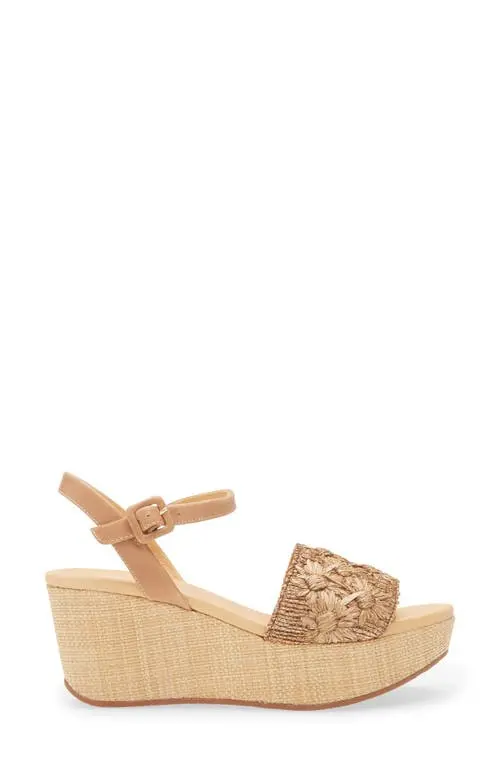 CHOCOLAT BLU Yizzy Platform Wedge Sandal - Toast Raffia