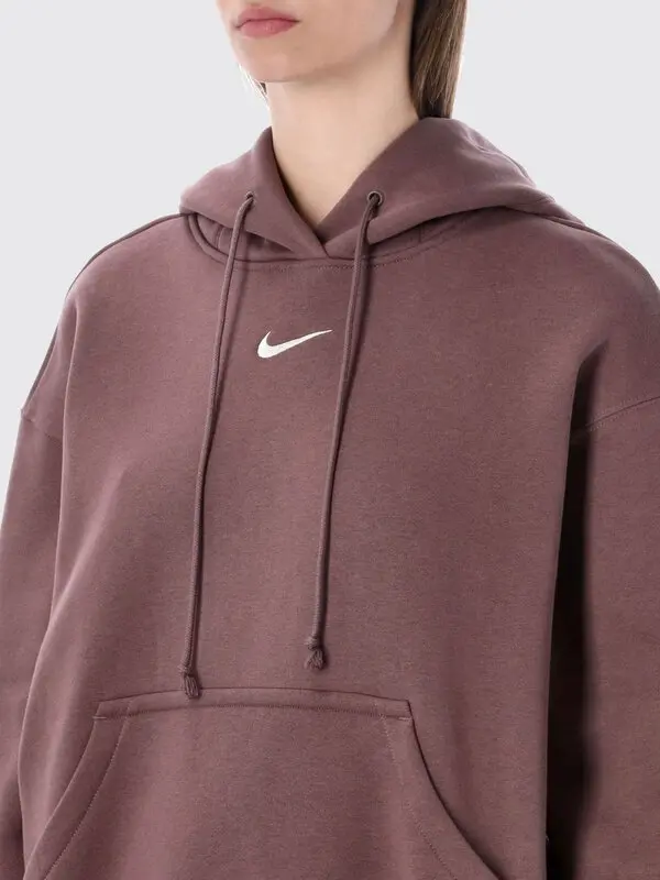 Nike Embroidered Swoosh Hoodie - Burgundy