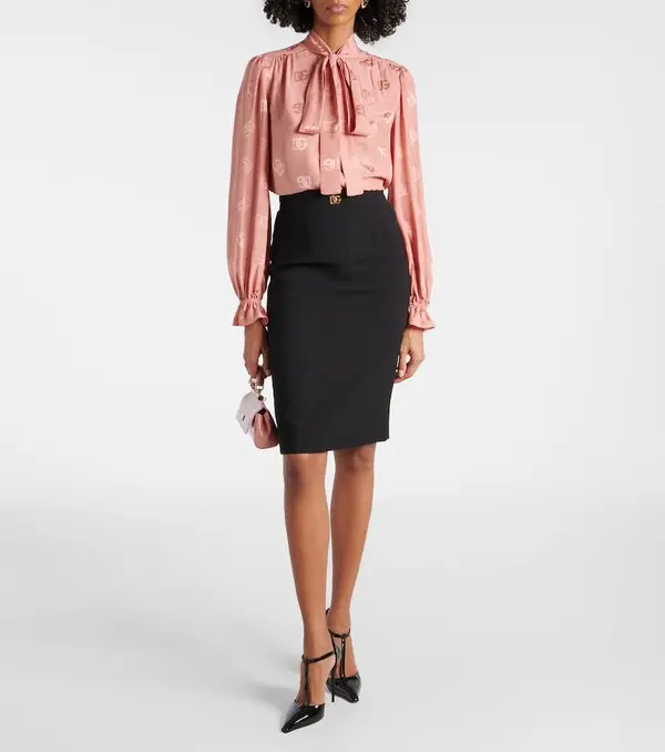 Dolce & Gabbana Virgin Wool Pencil Skirt - Black