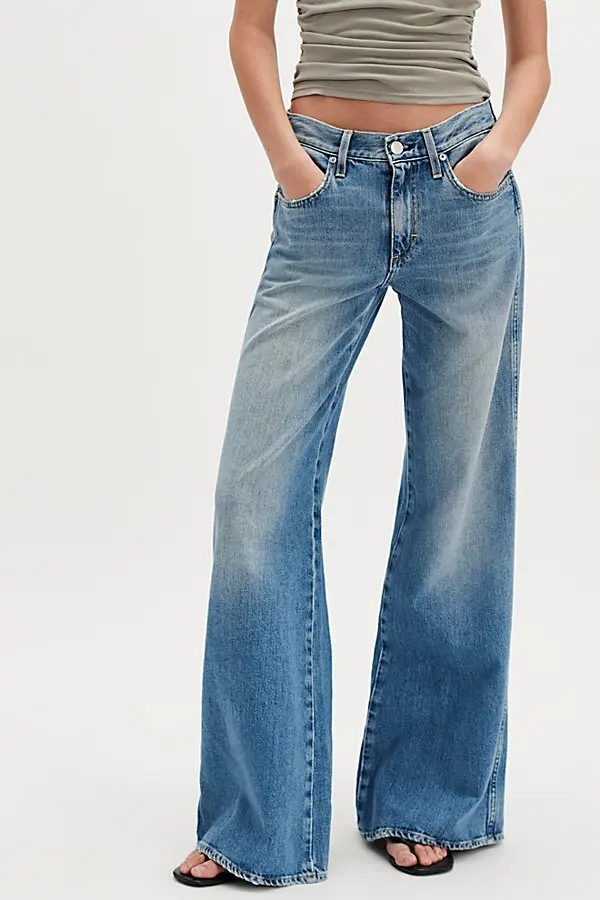 AMO JEANS Faith Flare Jeans - Maverick