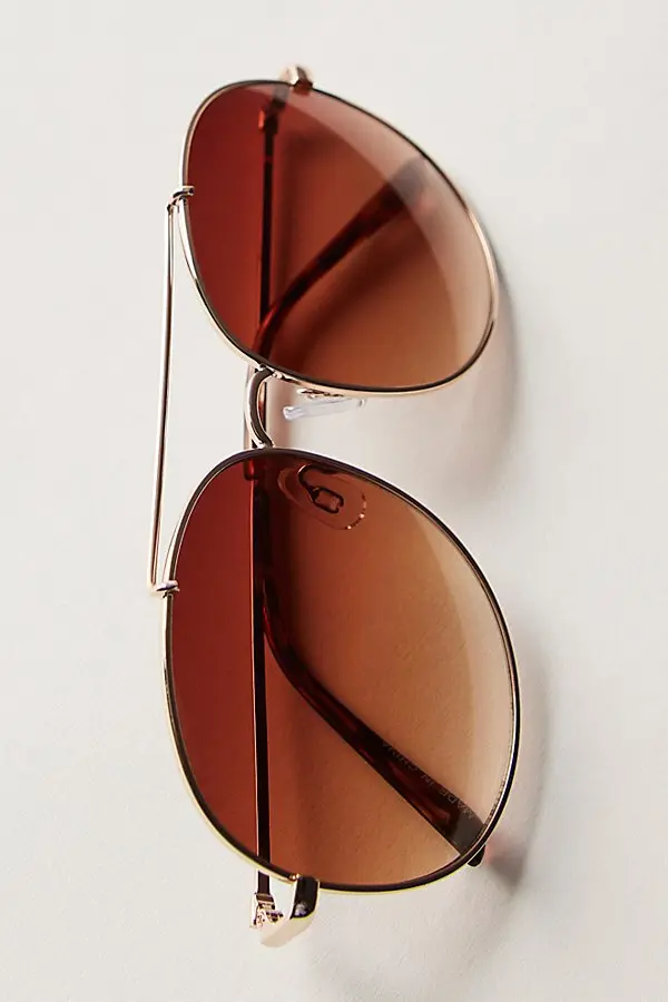 Free People Pasadena Oversized Aviator Sunglasses - Gold With Chocolate Ombre