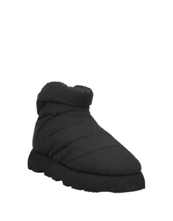 PIUMESTUDIO Padded Textile Fibers Ankle Boots - Black