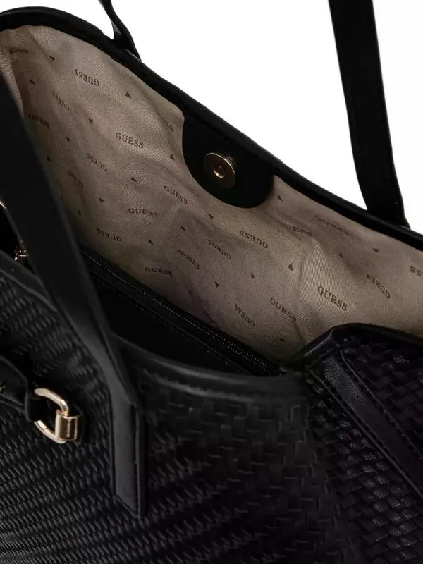 Guess Vikky Ii Shoulder Bag