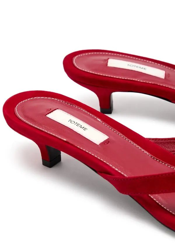 TOTEME 40 Suede Thong Sandals