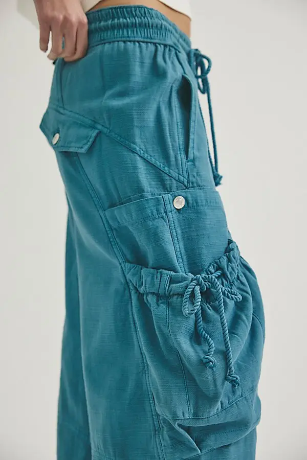 Free People We The Free Ashton Crop Pull-on Cargo Pants - Azure