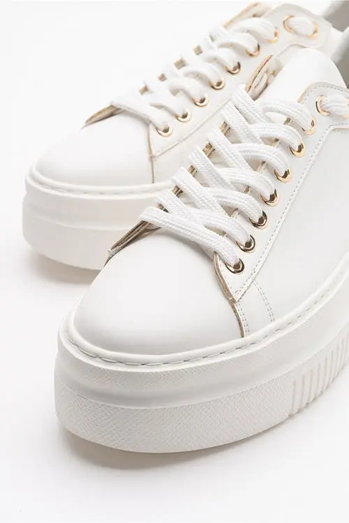 PROLOGUE SHOES Violette Platform Sneakers - White