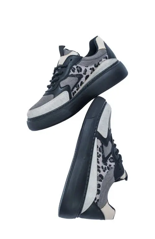 PROLOGUE SHOES Ida Platform Sneakers - Black
