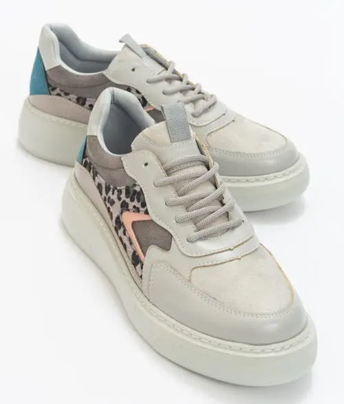 PROLOGUE SHOES Ida Platform Sneakers - Light Grey