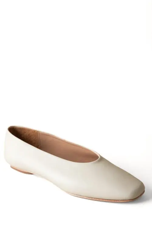 HUMA BLANCO Margaux Ballet Flat - Bone
