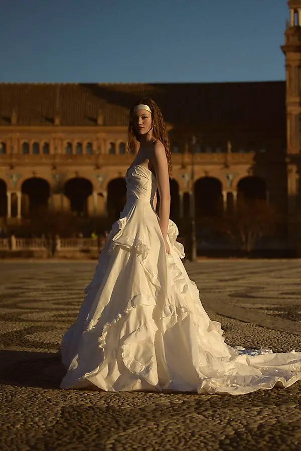 OUMA Alix Strapless Wedding Gown