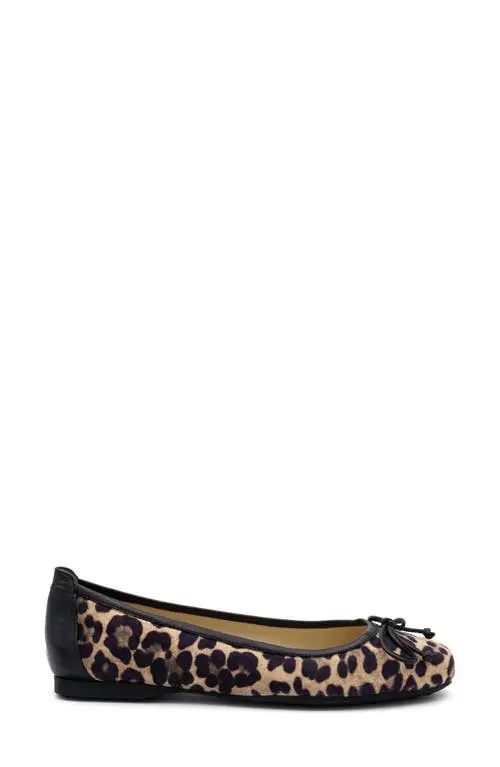 AMALFI BY RANGONI Dana Leopard Print Ballet Flat